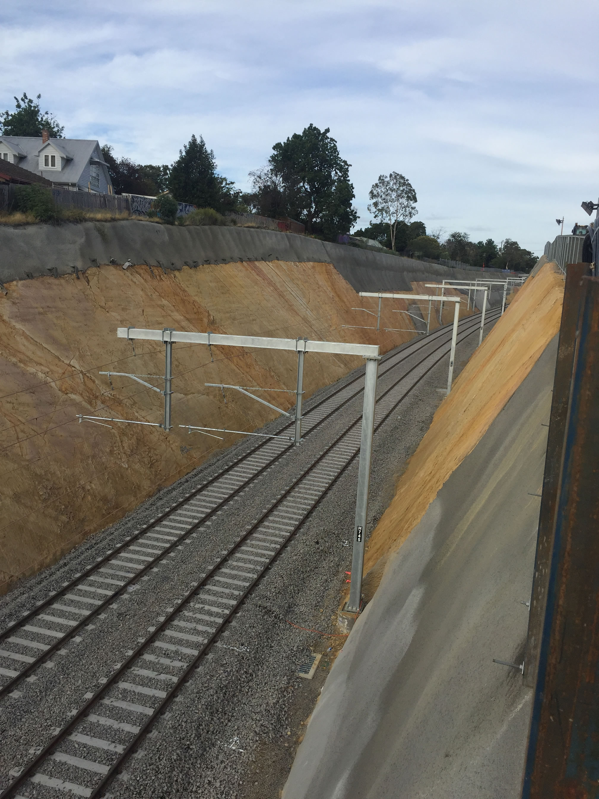 Main & Furlong Rds, St.Albans and Heatherdale Rd, Mitcham Level ...